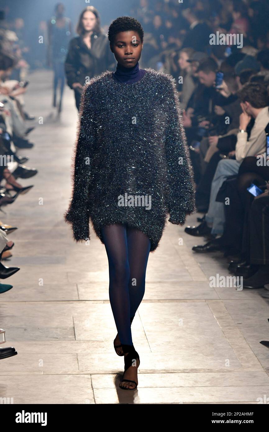 Model Victoria Fawole on the runway at the Isabel Marant fashion show ...