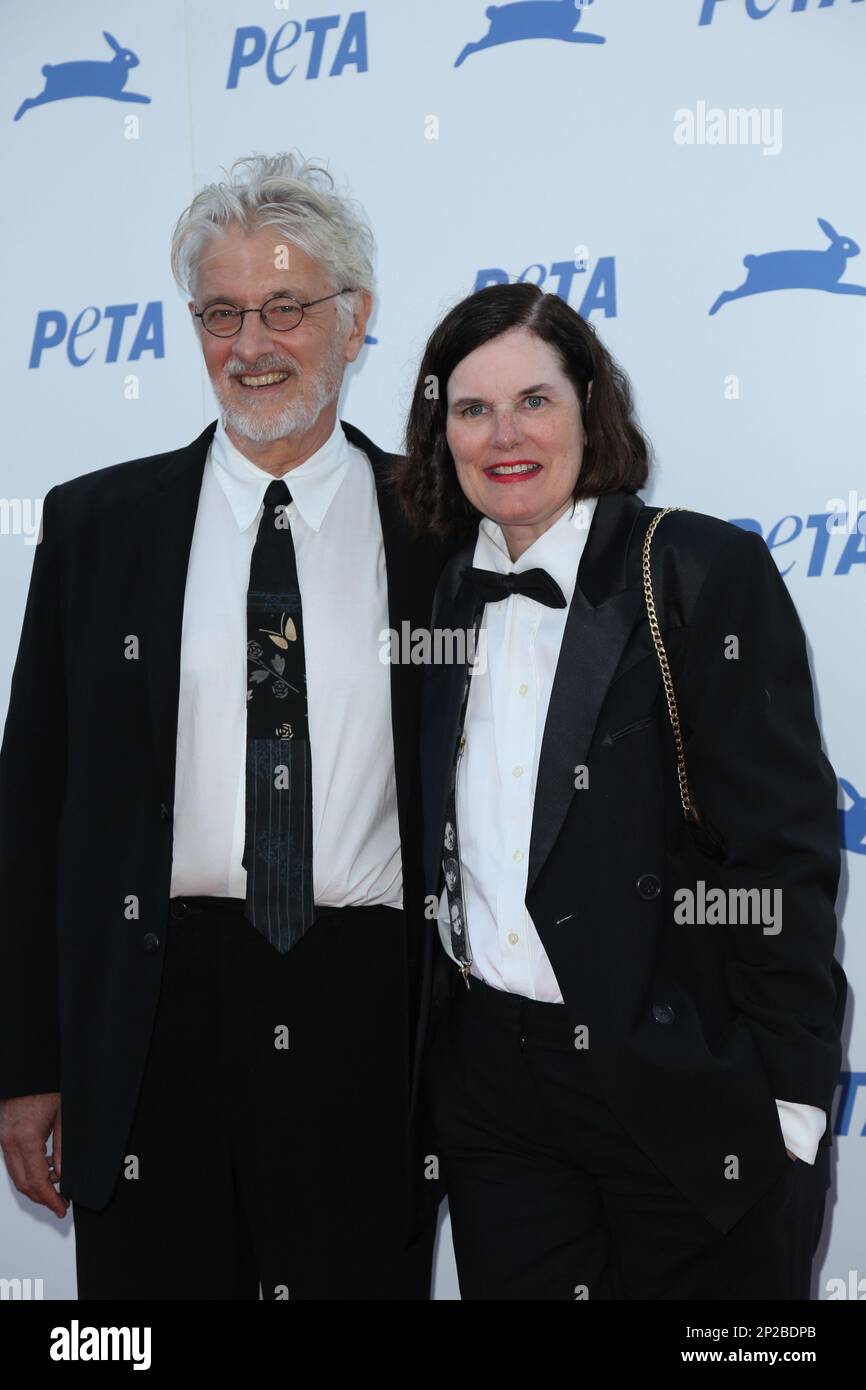 Photo by: JMA/STAR MAX/IPx9/30/15Paula Poundstone at PETA's 35th ...