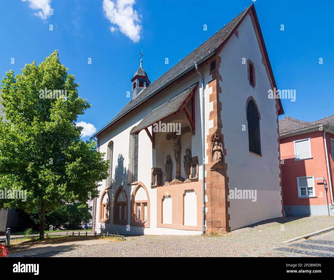 Wetzlar: Michaelskapelle (Michael's Chapel), Old Town in Lahntal ...