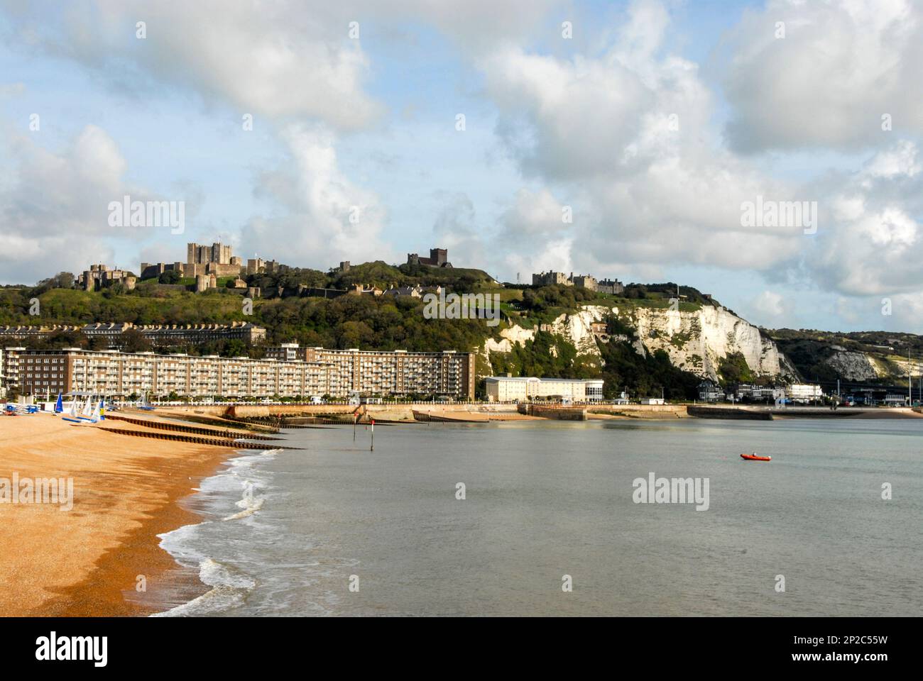 Dover seafront hi-res stock photography and images - Alamy
