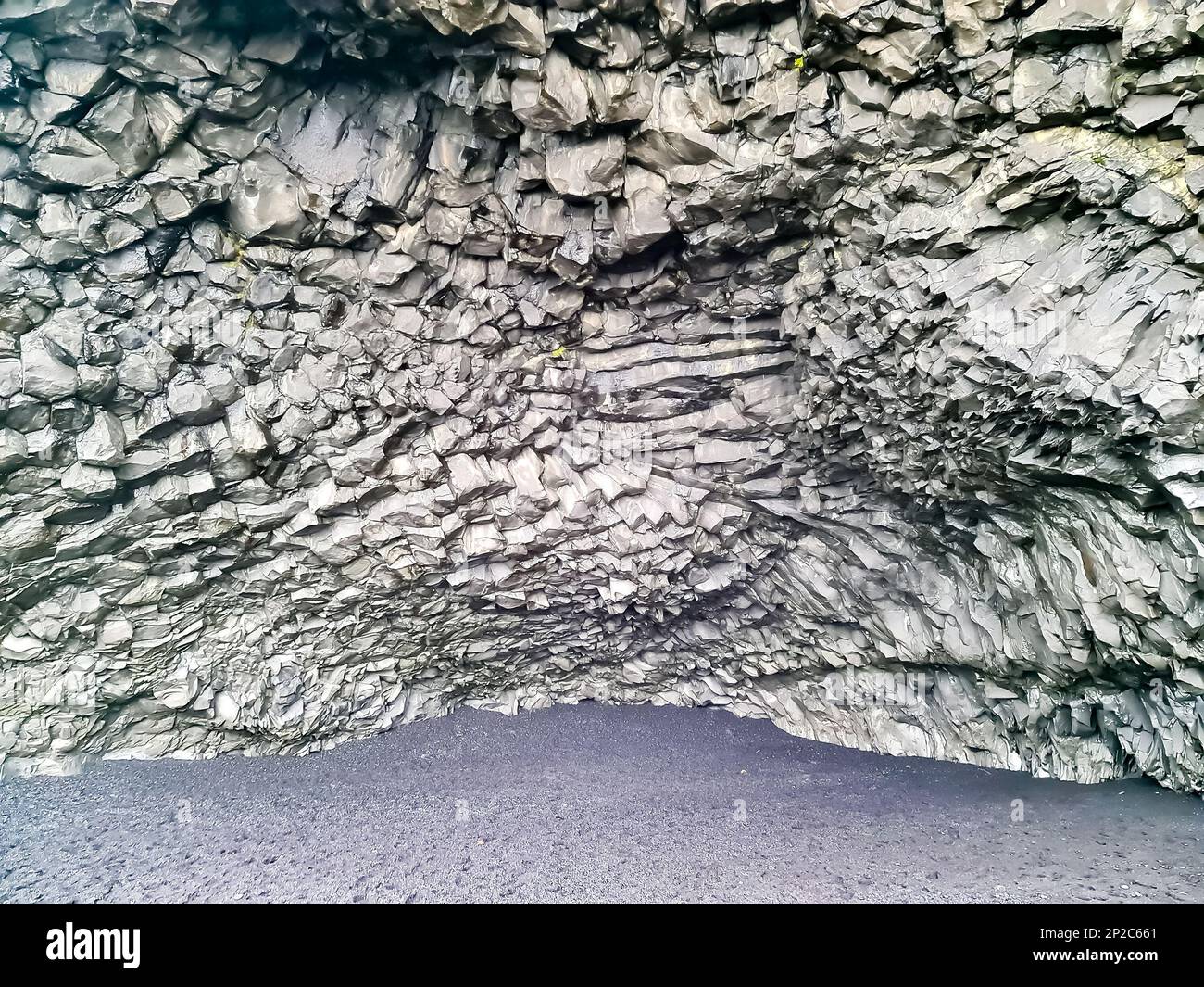 Amazing basalt rock structures at Endless Black Beach of Iceland Stock ...