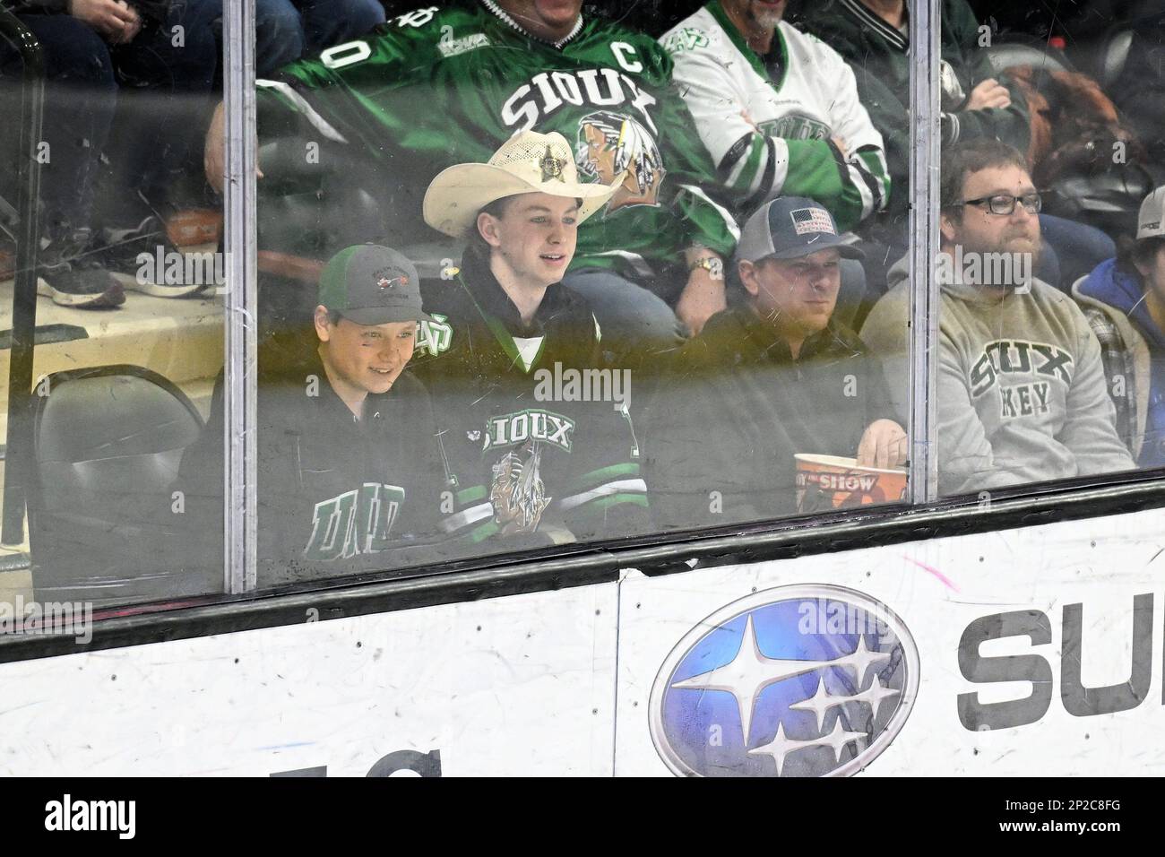 North Dakota fans watch a NCAA men's hockey game between the Omaha ...