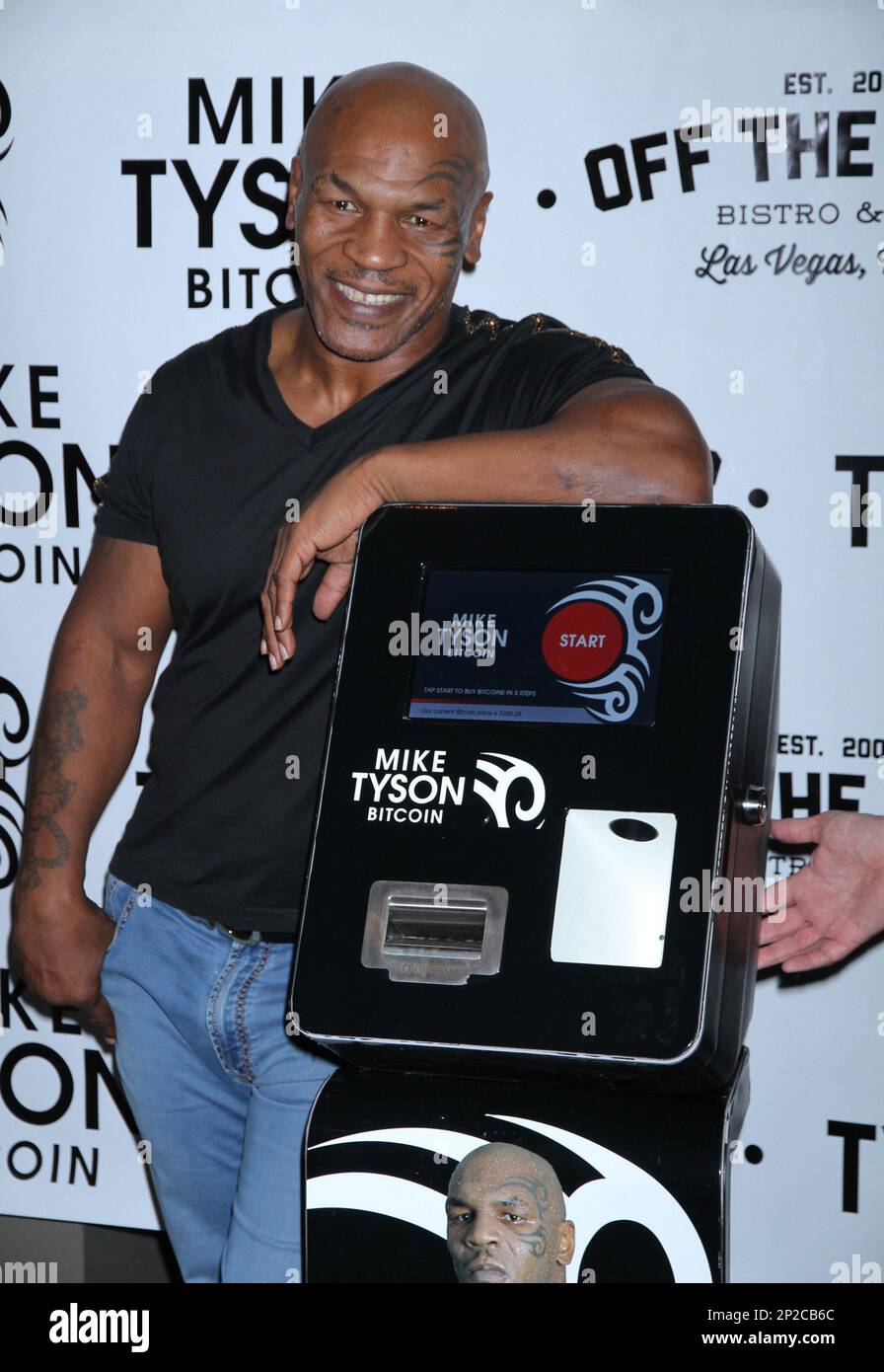 Photo by: Raoul Gatchalian/STAR MAX/IPx9/24/15Mike Tyson debuts the ...