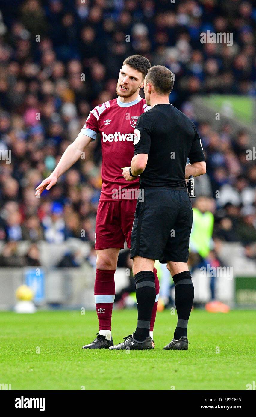 Brighton, UK. 04th Mar, 2023. Referee Stuart Attwell speaks to Declan ...