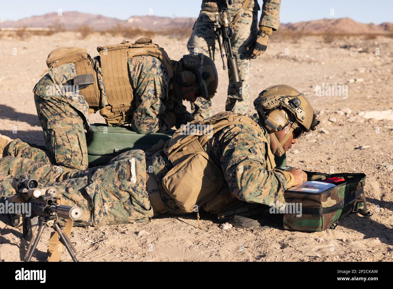 U.S. Marines with 3d Littoral Combat Team, 3d Marine Littoral Regiment ...