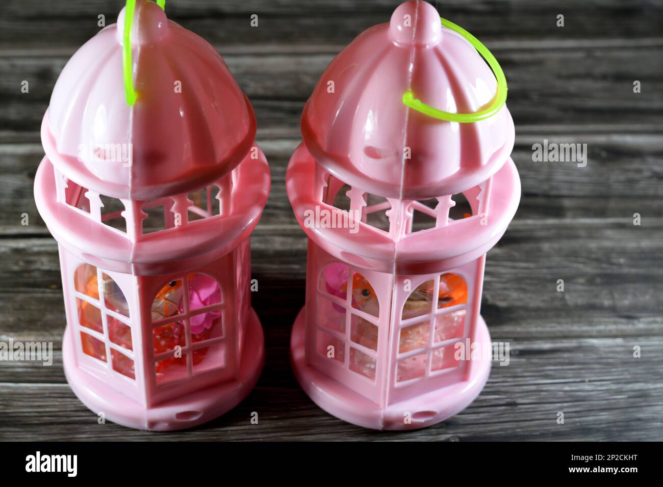 Ramadan lanterns (fanous) hi-res stock photography and images - Alamy