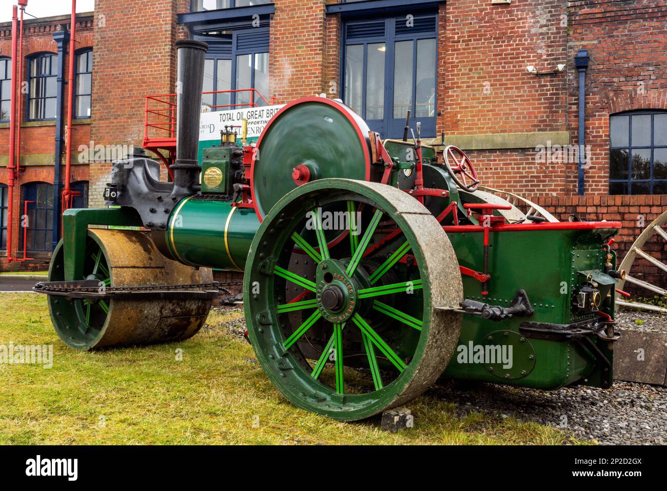 Aveling & Porter steam roller Elland Road Engine House Classic Car Show ...