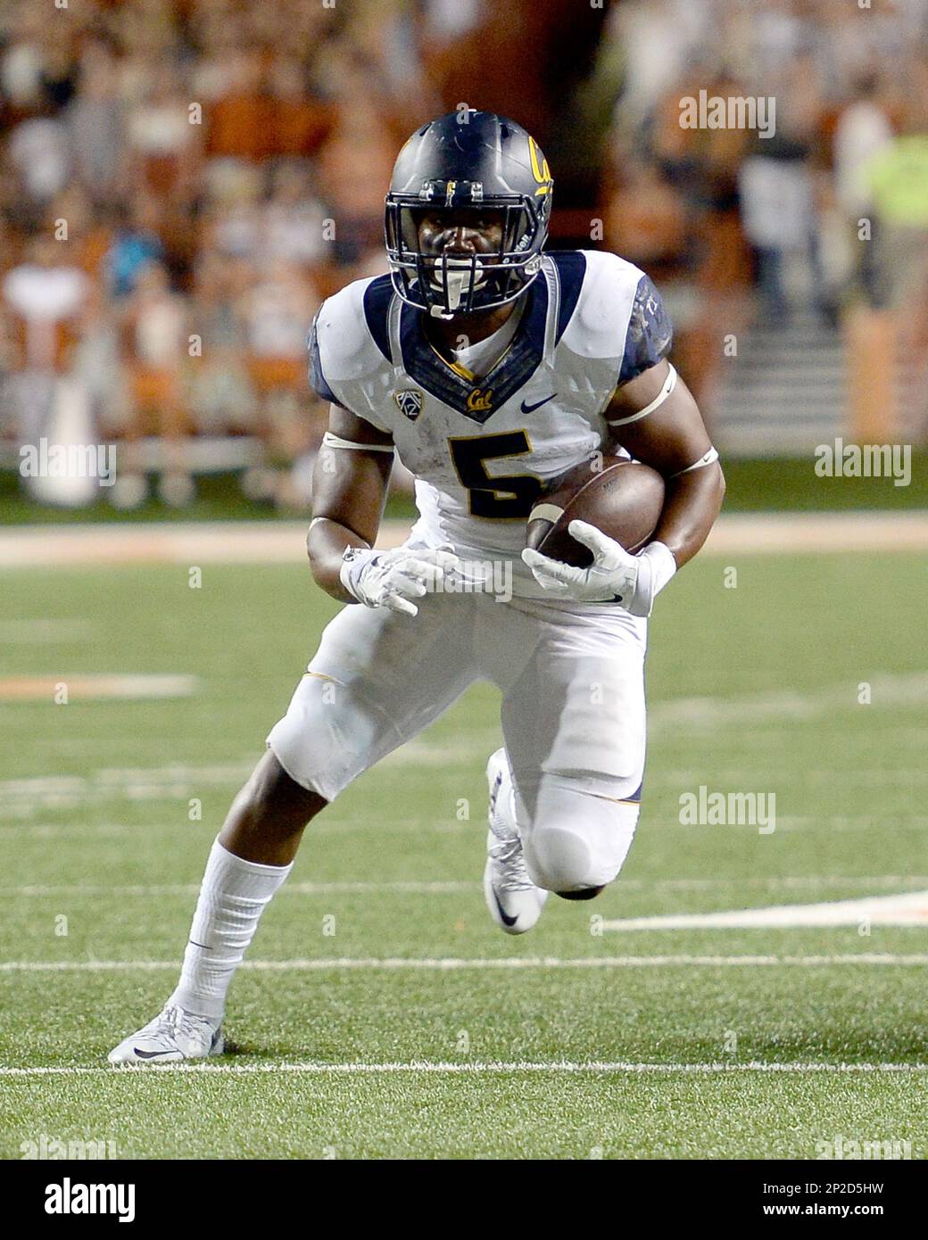 Sept 19, 2015. . Tre Watson #5 of the California Golden Bears in action ...