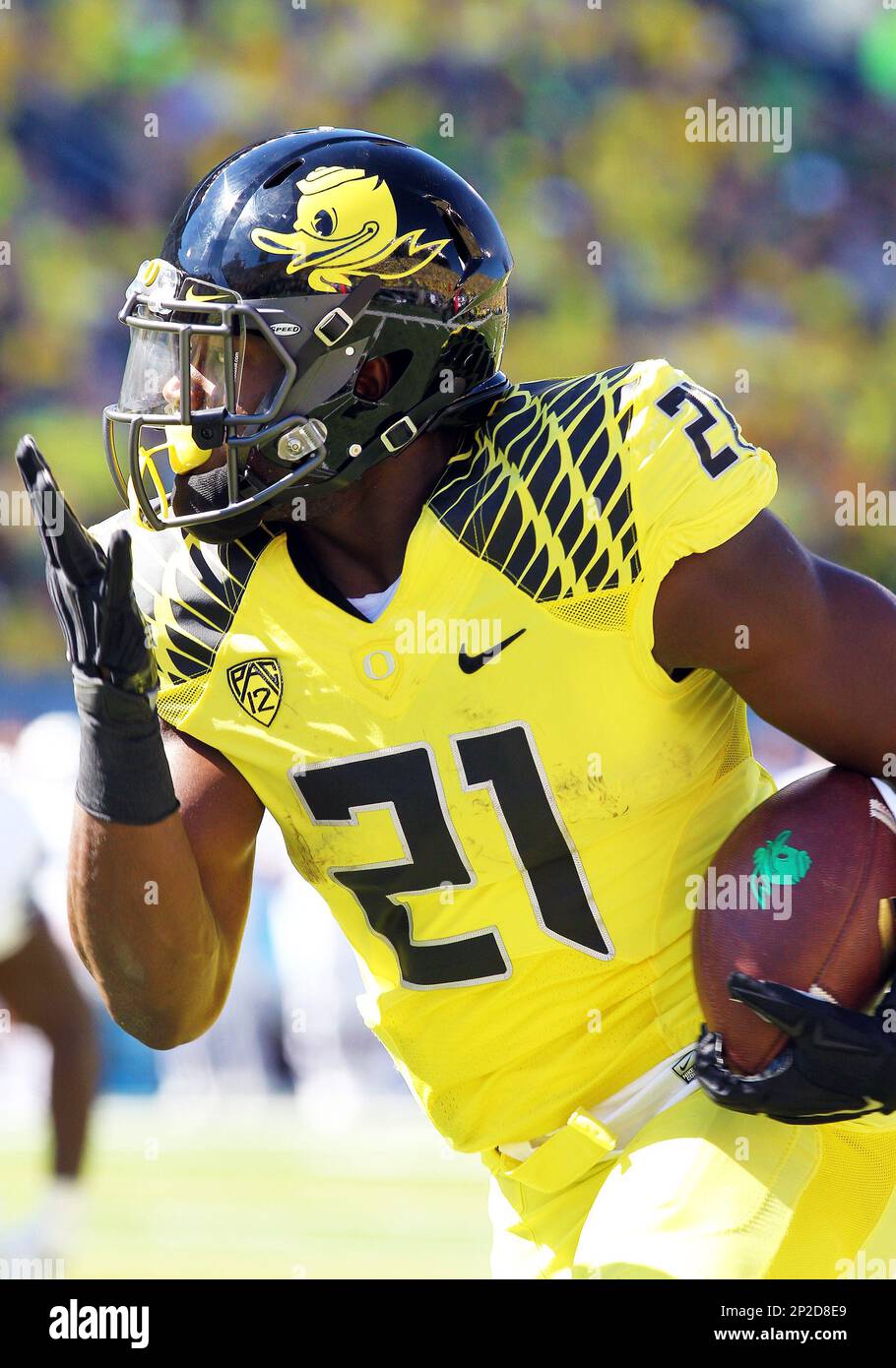 September 19, 2015: Oregon Ducks running back Royce Freeman (21) during ...
