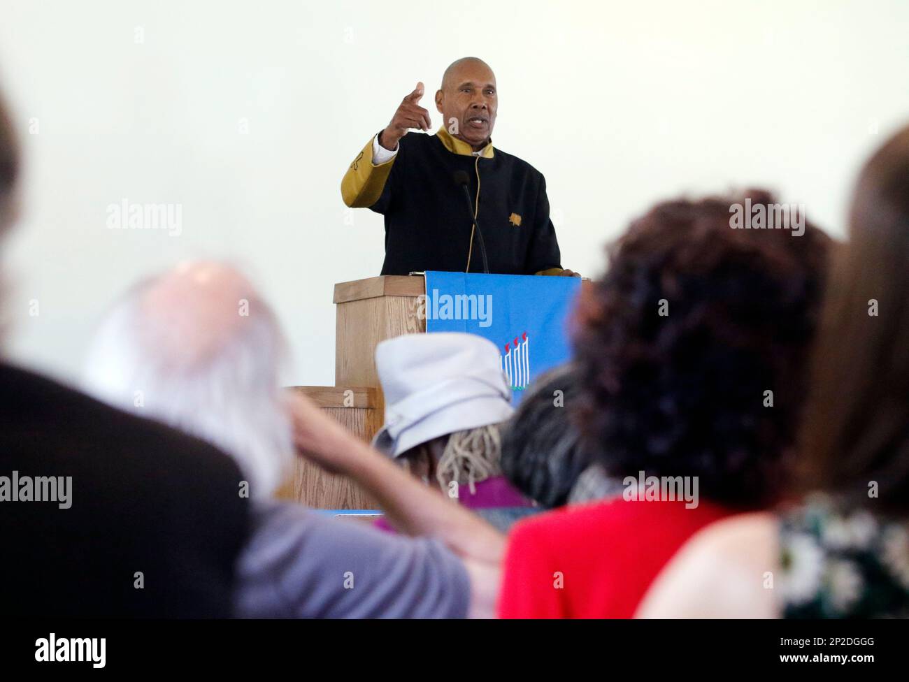 ADVANCE FOR MONDAY SEPT. 21 AND THEREAFTER - The Rev. Robert Redmon Jr ...