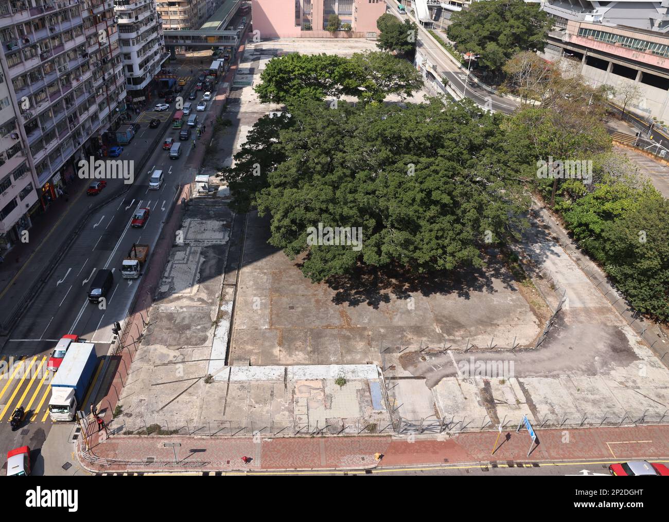 Government site at the junction of Sai Yee Street and Argyle Street in ...
