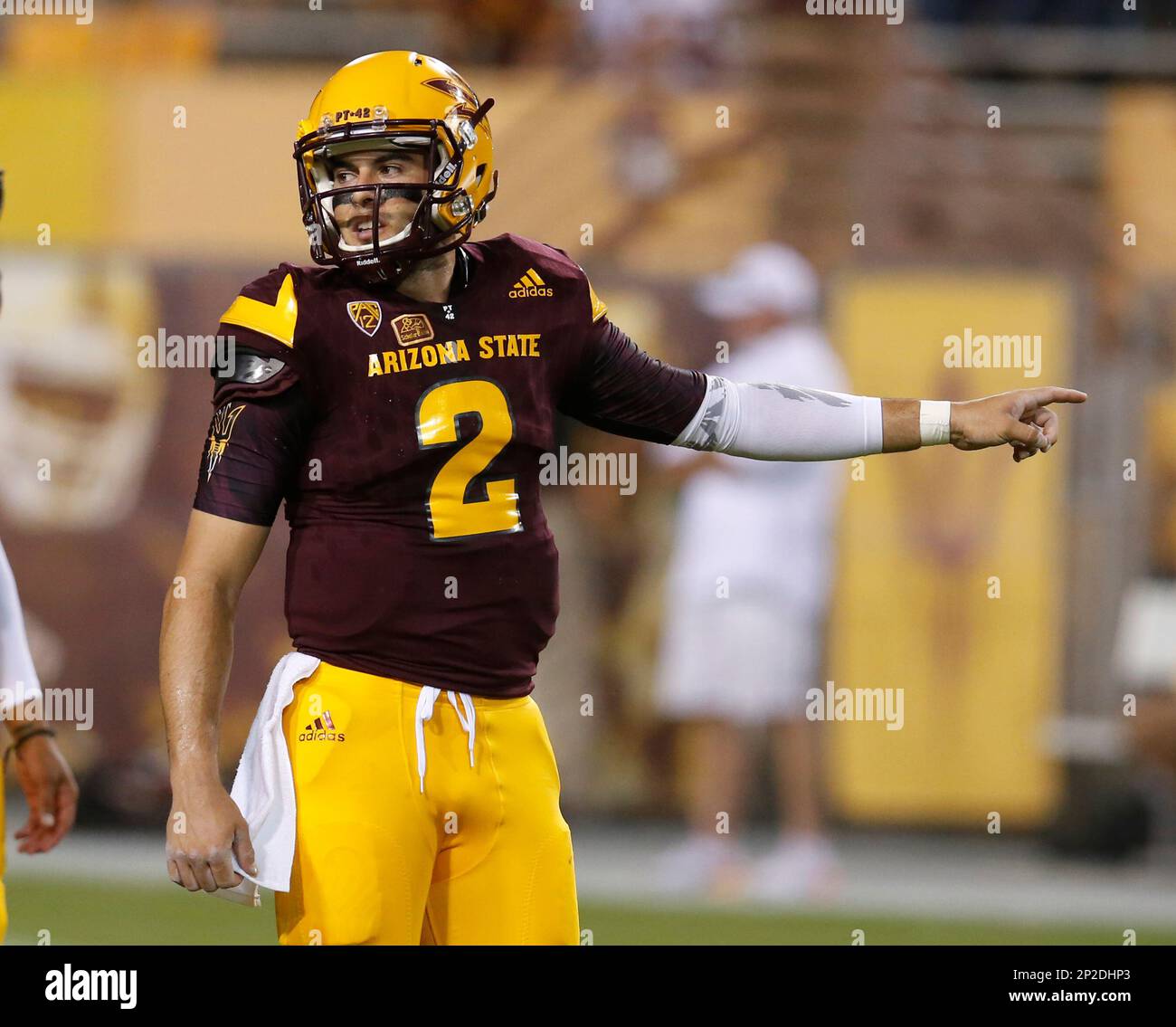 Arizona State quarterback Mike Bercovici (2) in the first half during ...
