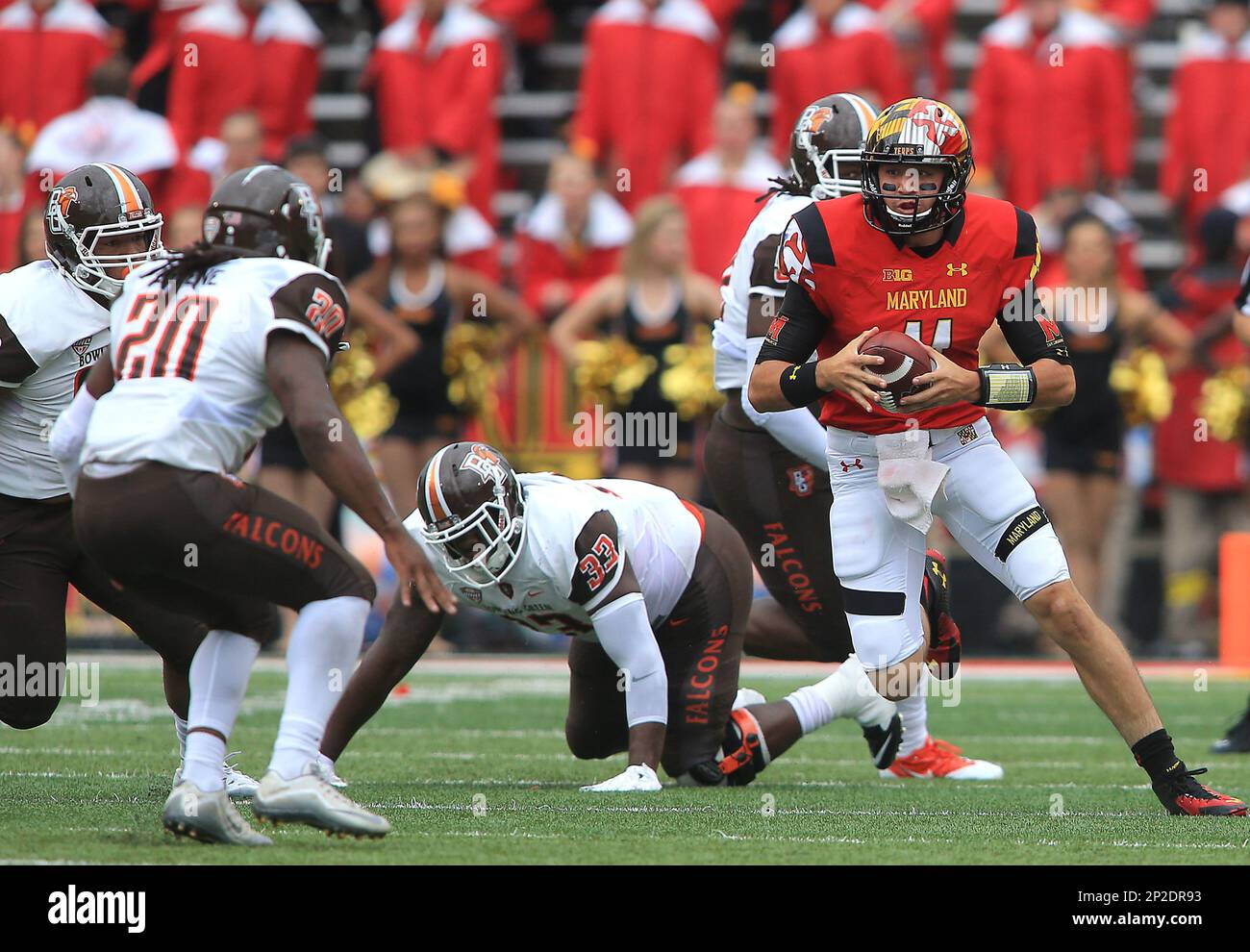September 12 2015: Bowling Green Falcons linebacker Trenton Greene (20 ...
