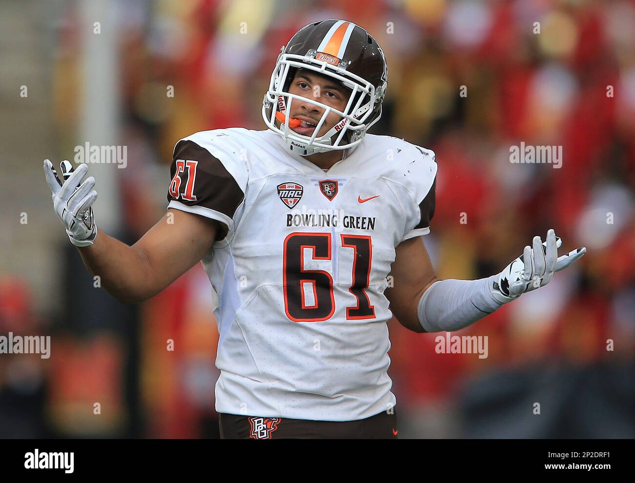 September 12 2015: Bowling Green Falcons defensive lineman Terrance ...