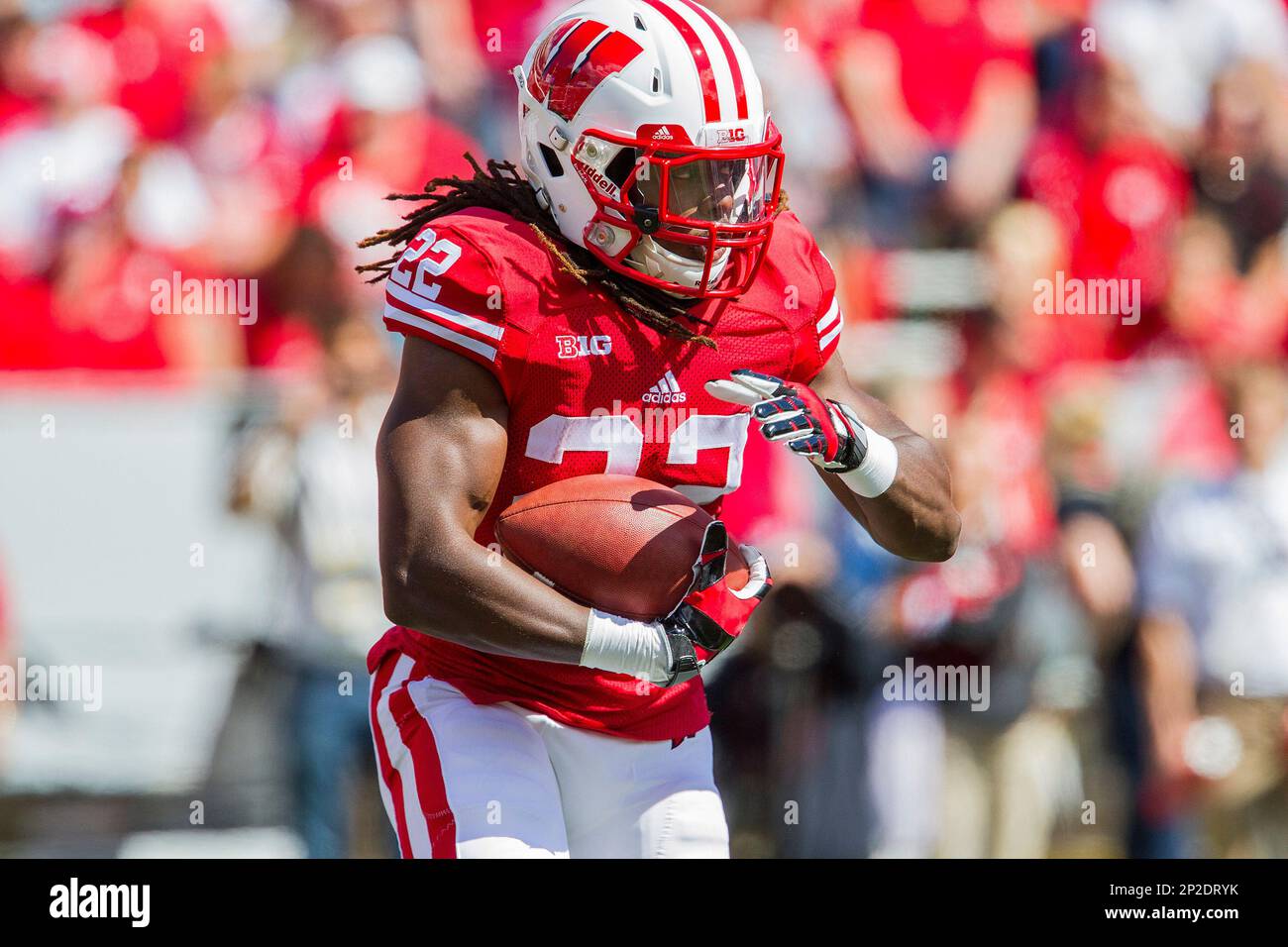 September 12, 2015: Wisconsin Badgers running back Caleb Kinlaw (22) in ...