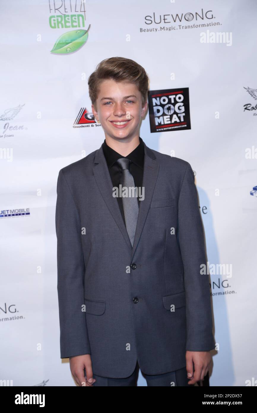 Photo by: JMA/STAR MAX/IPx9/13/15Jacob Hopkins at "Putting for Pups ...