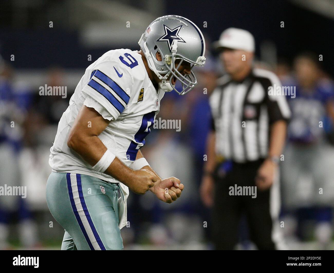 Dallas Cowboys quarterback Tony Romo (9) celebrates a last minute ...