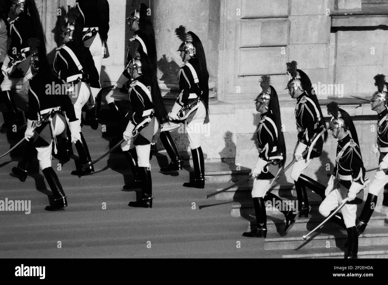 Archives 90ies: G7 summit, Preparing the arrival of the Heads of States ...