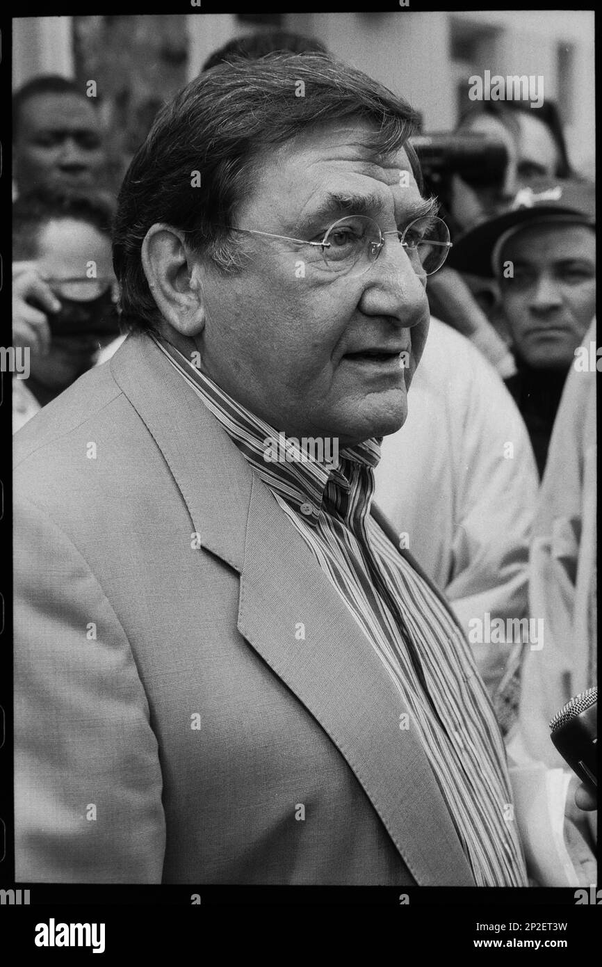 Louis viannet hi-res stock photography and images - Alamy