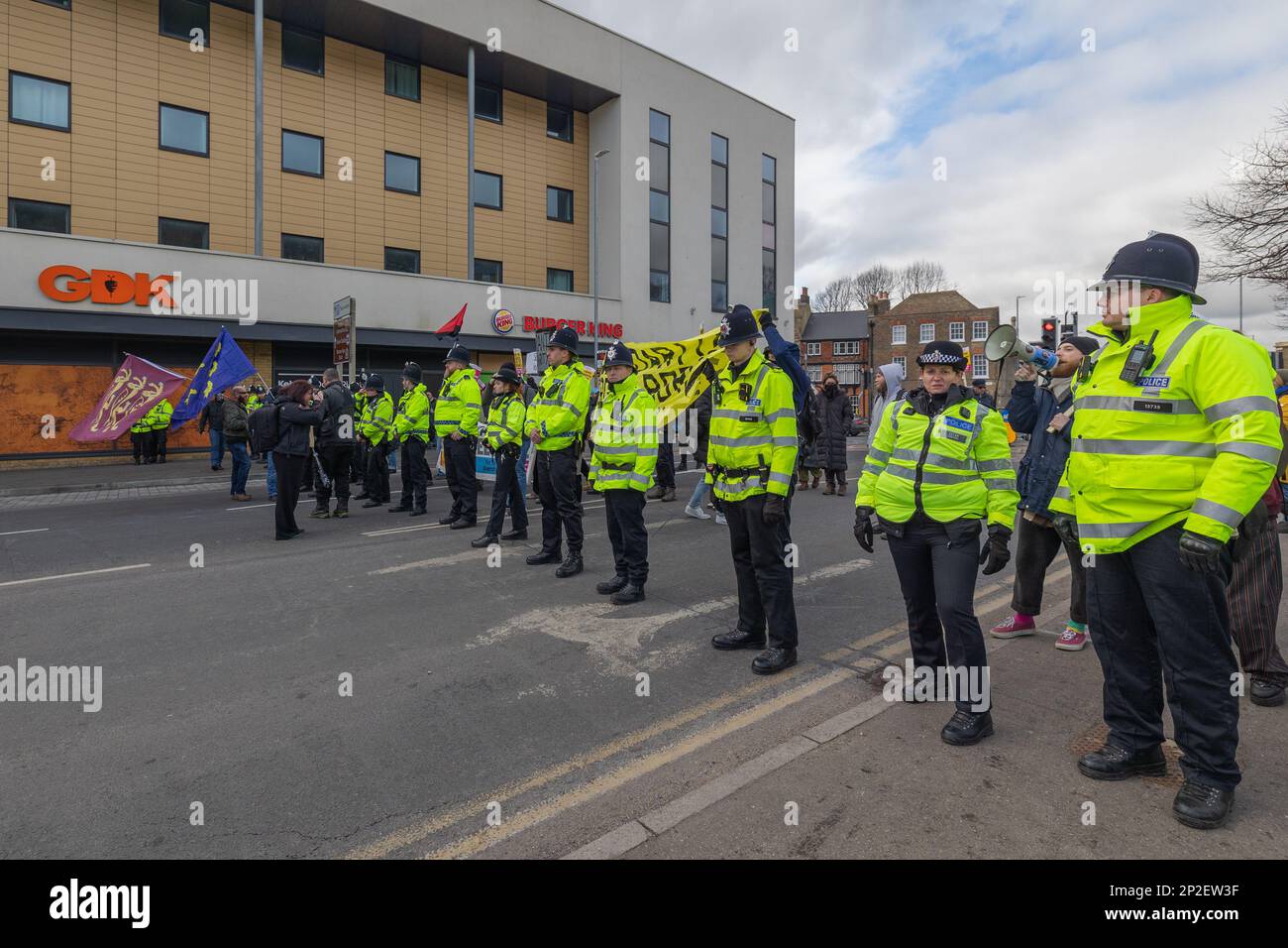 Dover, UK. 4th Mar, 2023. Far right groups protest at Dover against the ...