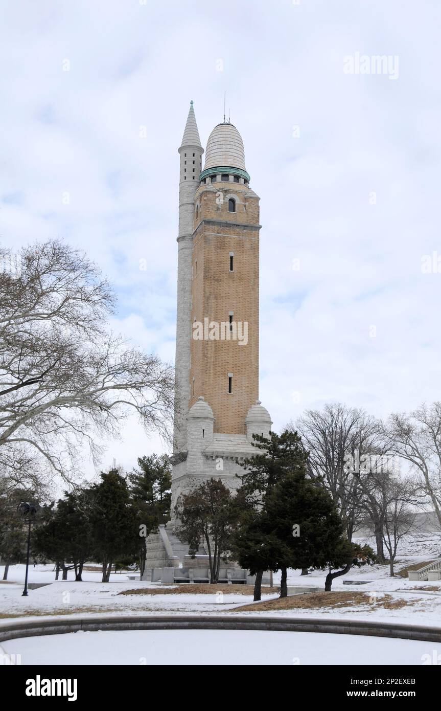 Compton clock hi-res stock photography and images - Alamy