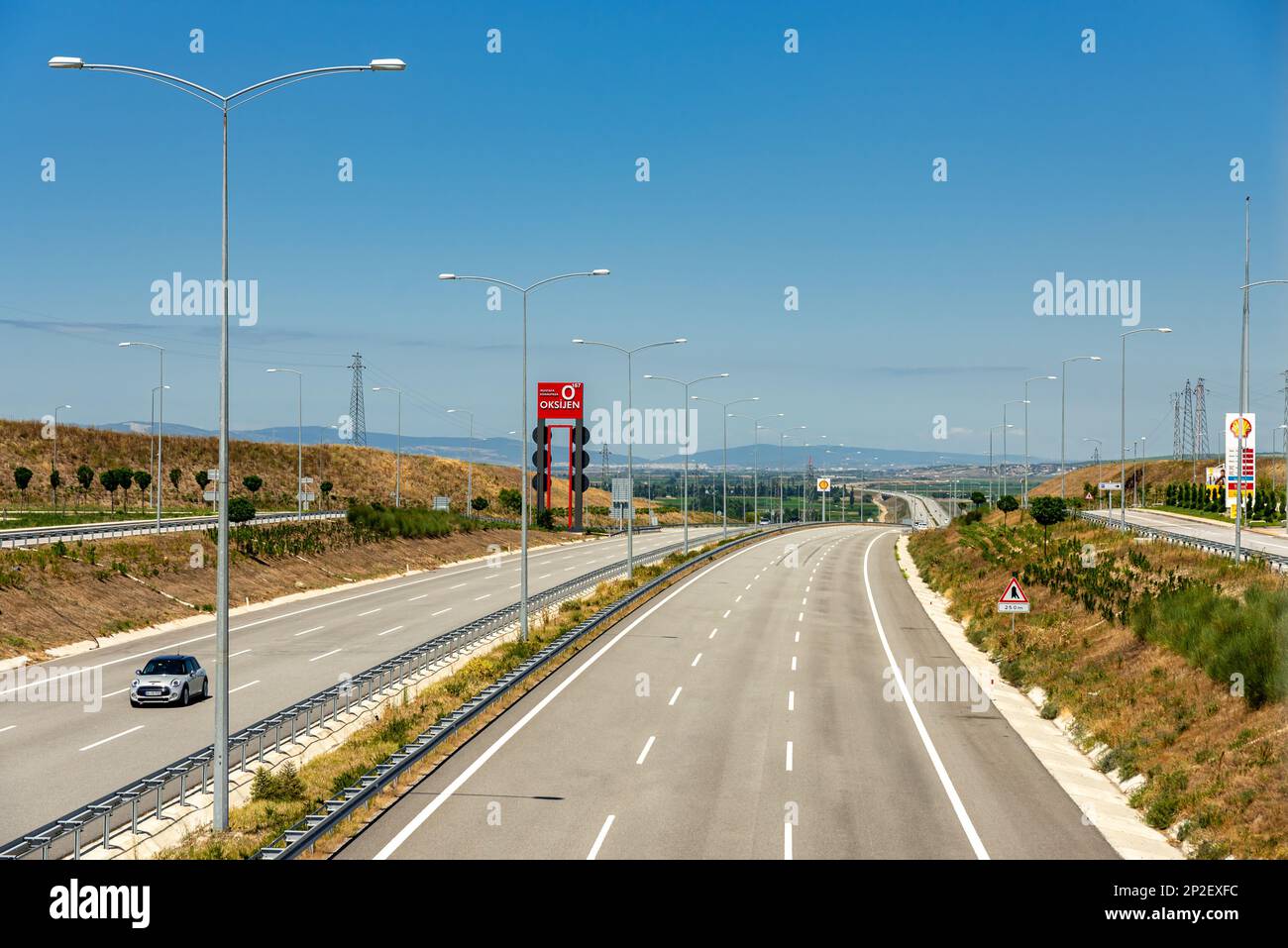 Balikesir ,Turkey - july 20 2022 : vehicles on the highway, road view ...