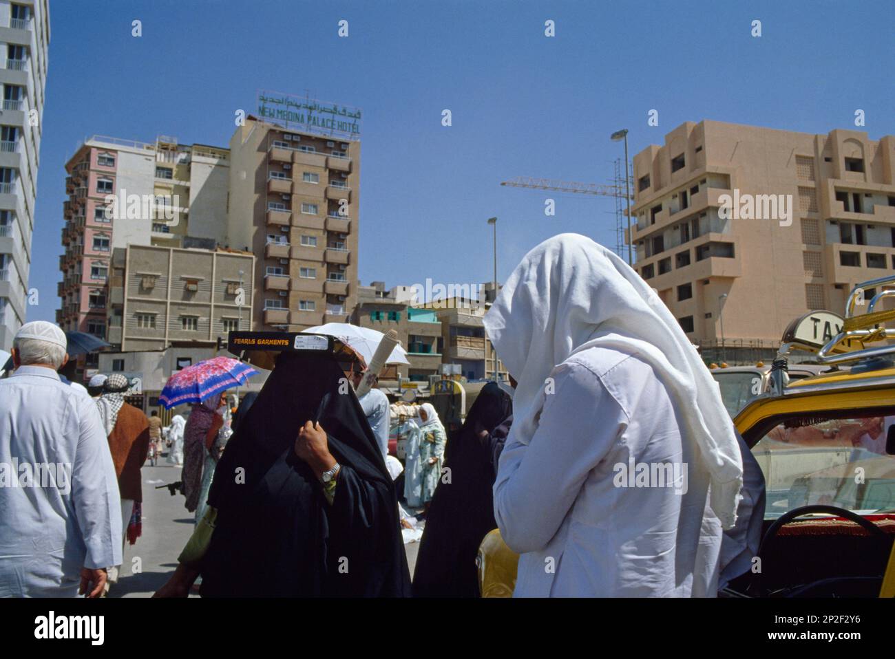 Madinah Saudi Arabia Islamic Women Wearing Veils pilgrimage Stock Photo ...