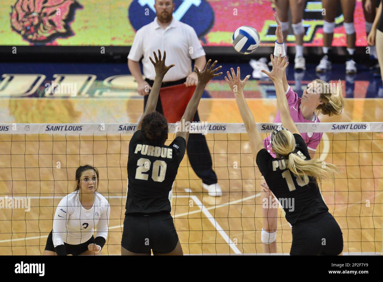 Sept. 5, 2015 - St. Louis, Missouri, U.S - Saint Louis University ...