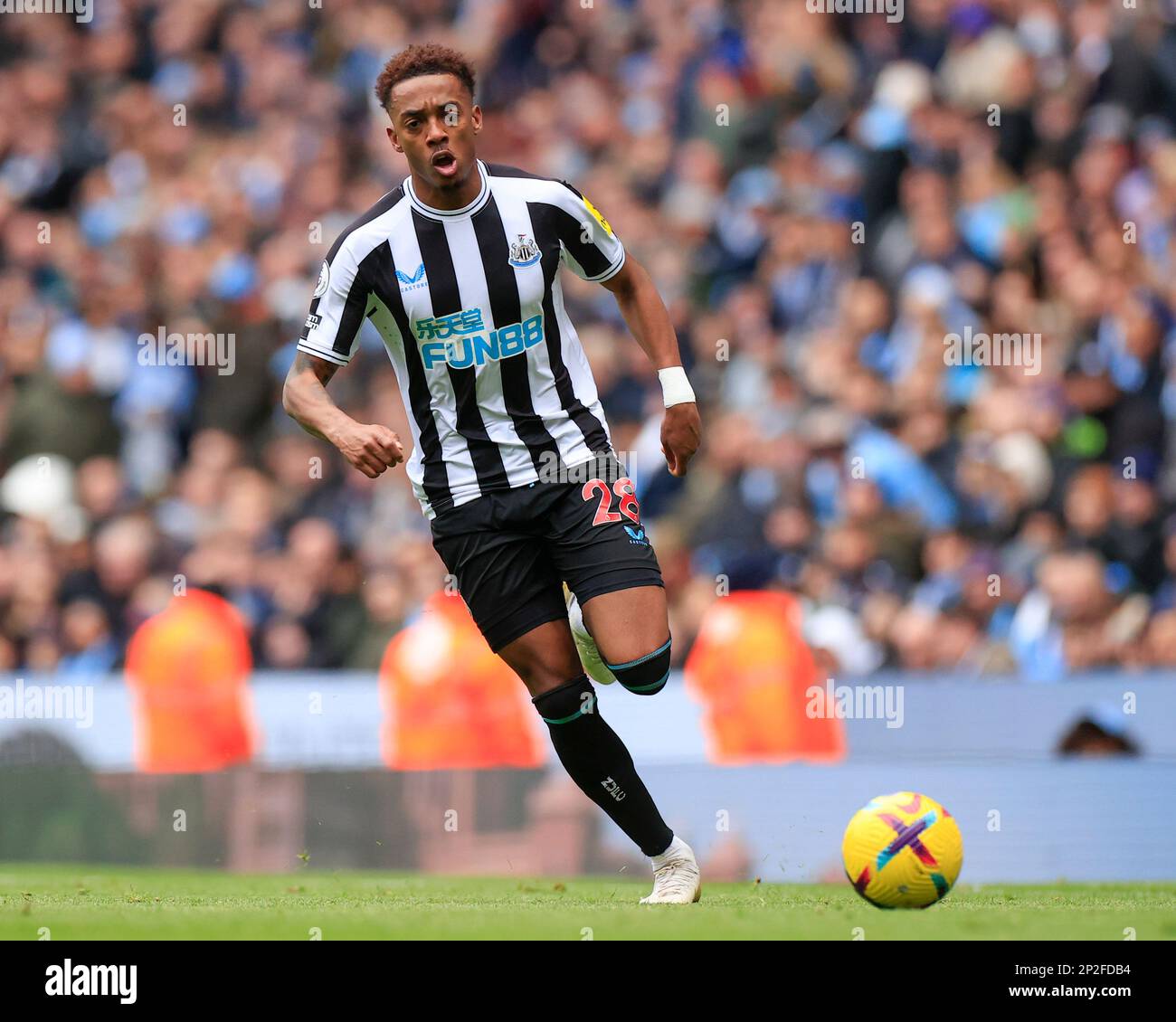 Manchester, UK. 04th Mar, 2023. Joe Willock #28 of Newcastle United ...