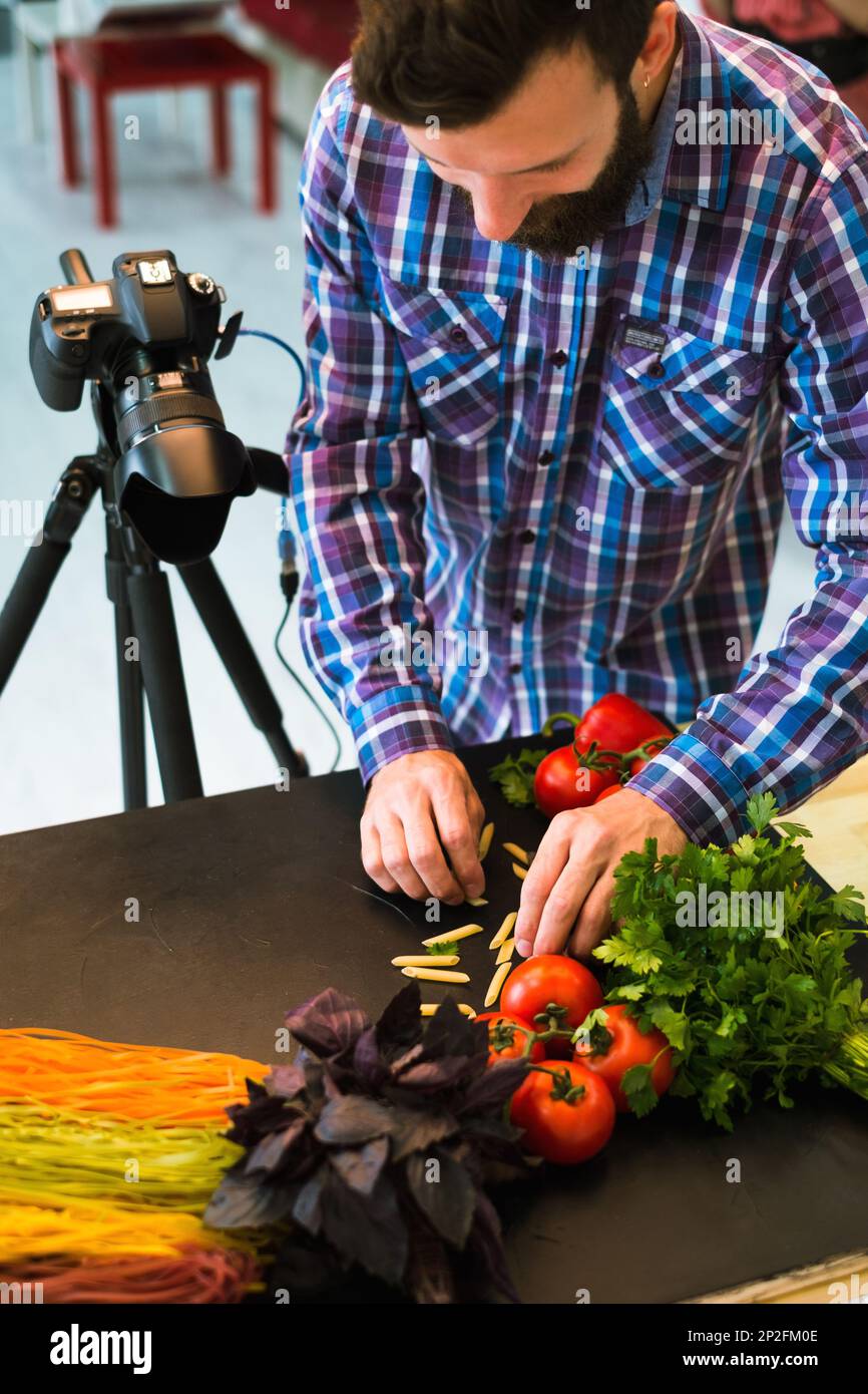 food photography blog stylist photographer Stock Photo - Alamy