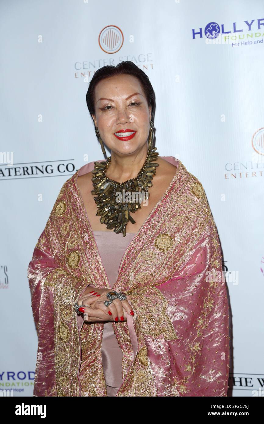 Photo by: JMA/STAR MAX/IPx8/28/15Sue Wong at Breakfast at Tiffany's ...