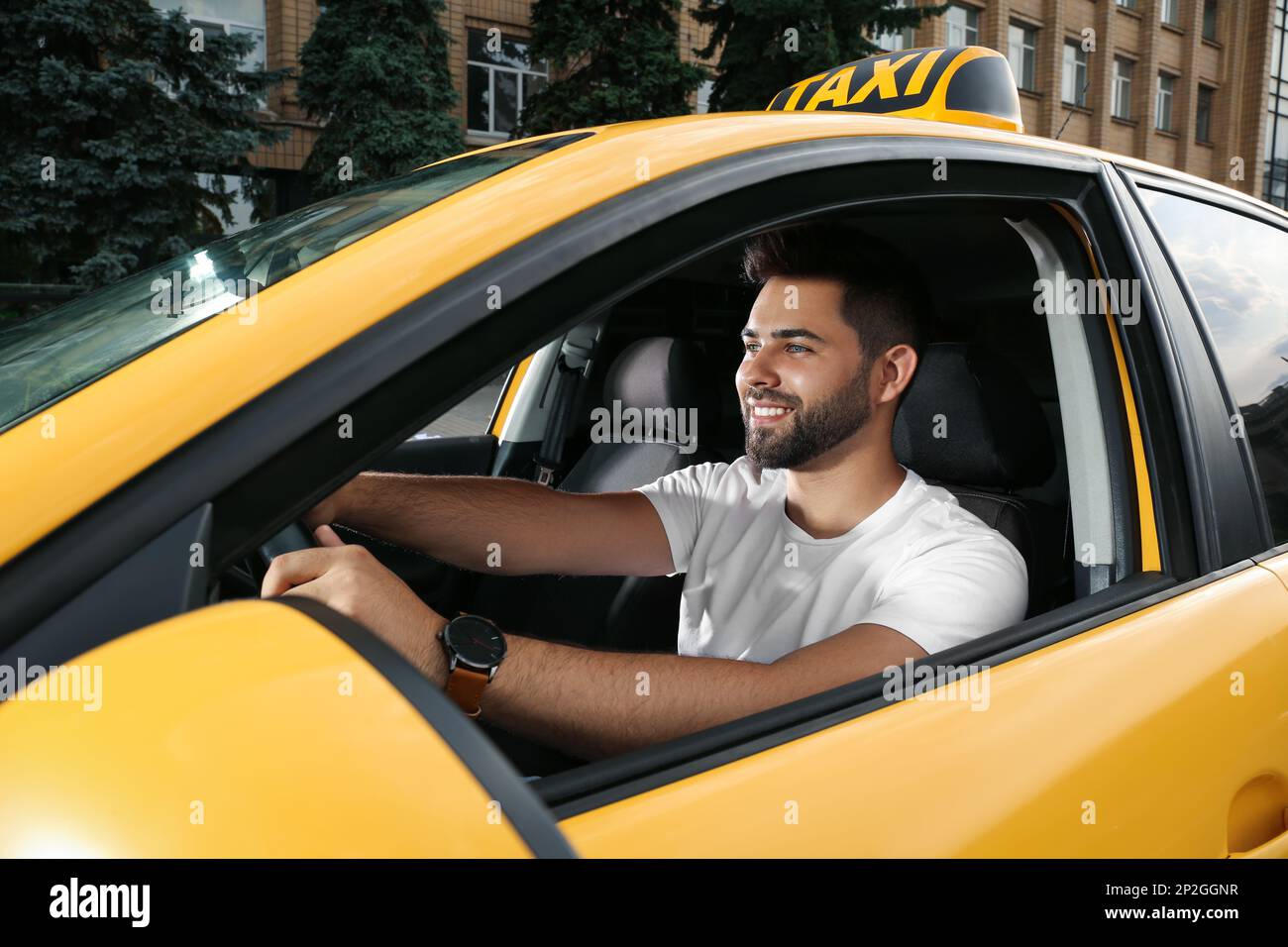 Yellow taxi driver window hi-res stock photography and images - Alamy