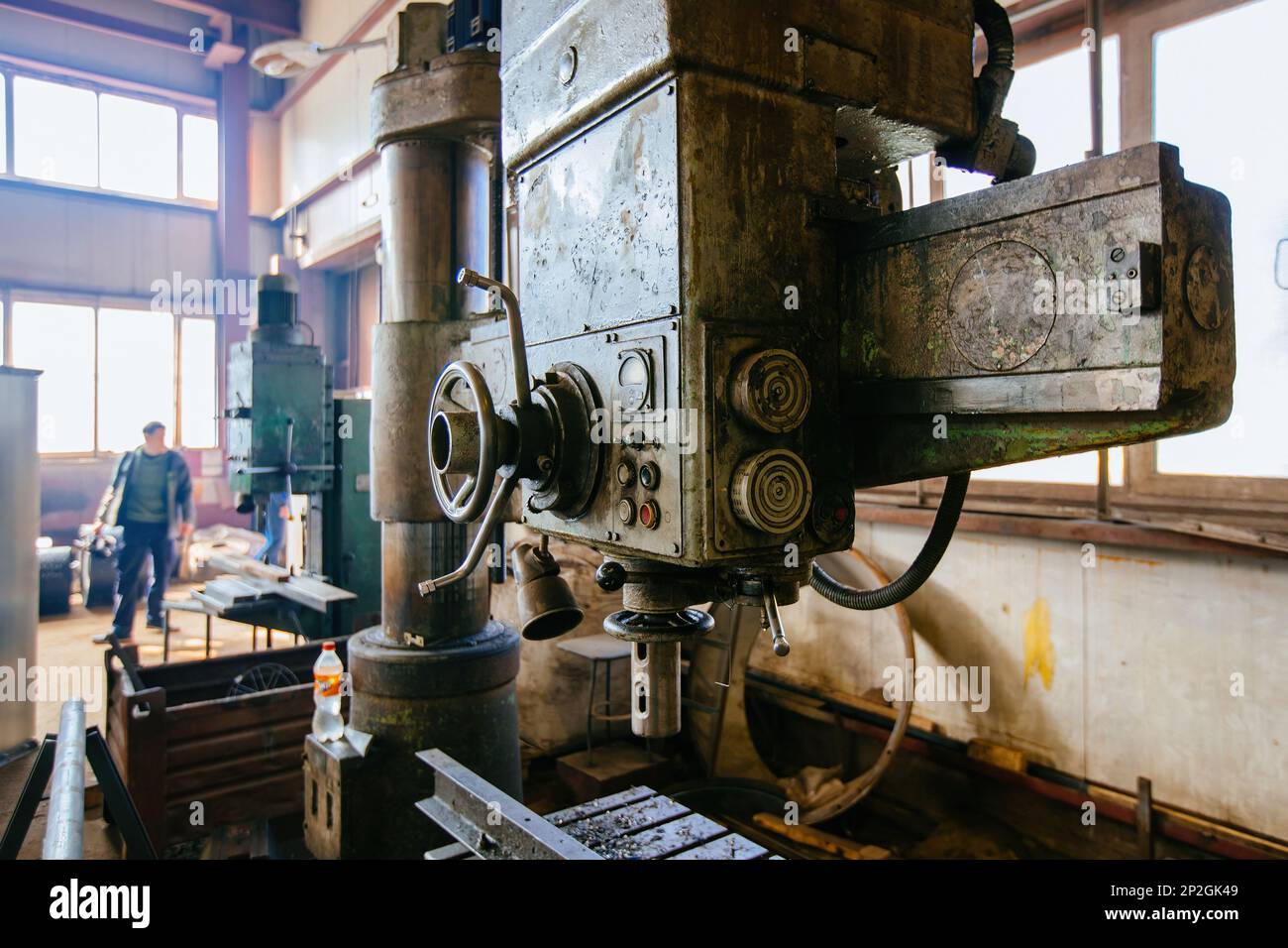Industrial machine tool in the factory workshop Stock Photo - Alamy