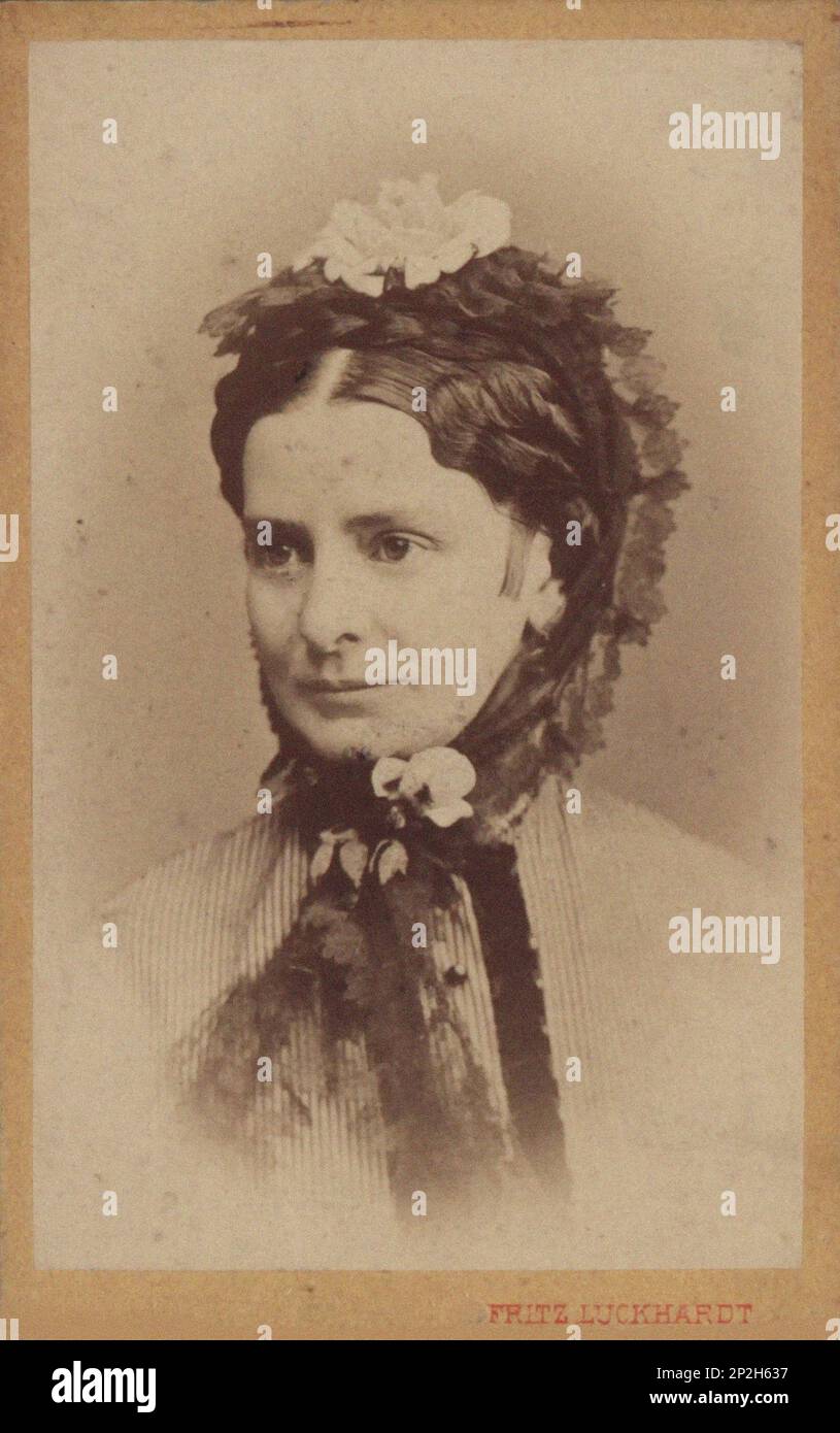 Caroline strauss hi-res stock photography and images - Alamy