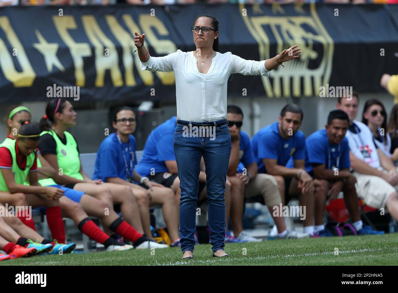 16 August 2015: Costa Rica head coach Amelia Valverde (CRC). The United ...