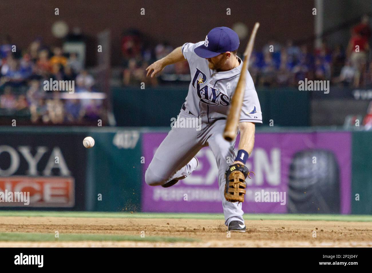 14 AUG 2015: Tampa Bay Rays Infield Logan Forsythe (11) [5850] bobbles ...