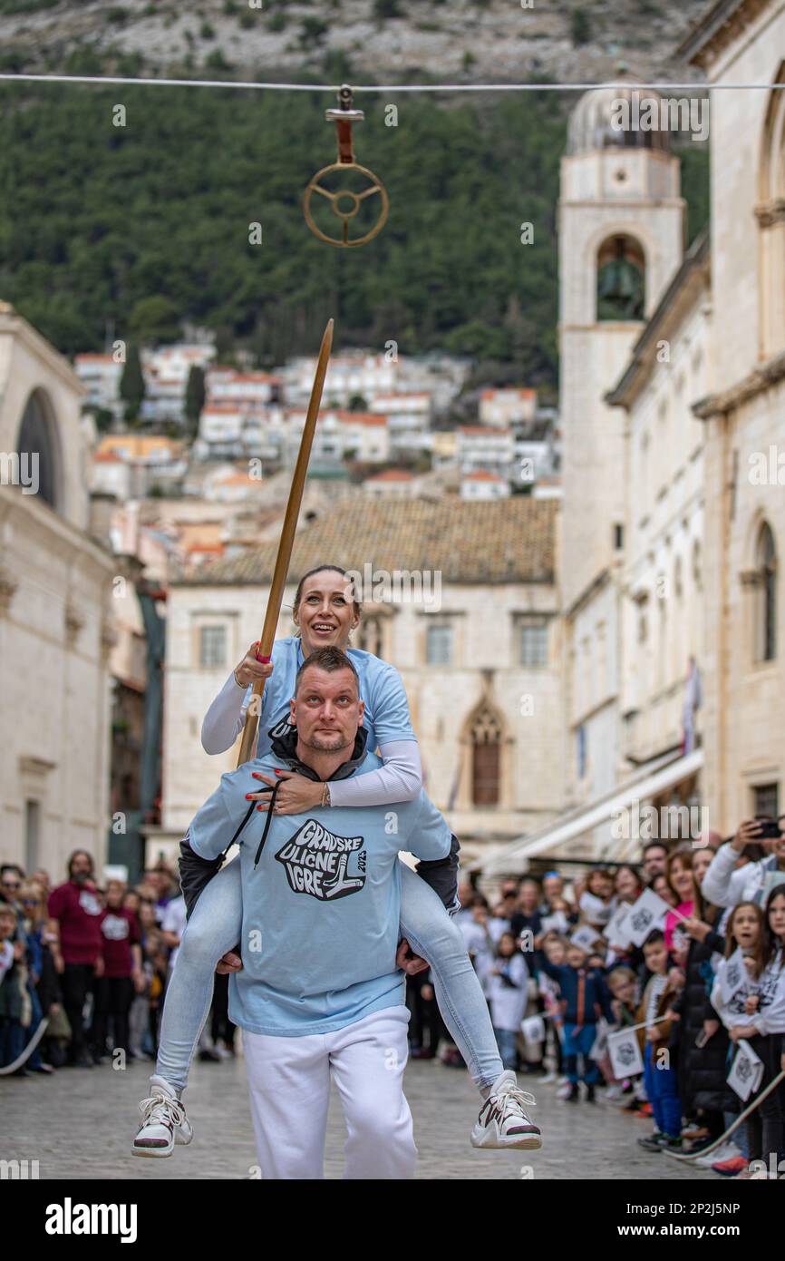 Participants compete in alka (traditional Croatian knightly game ...