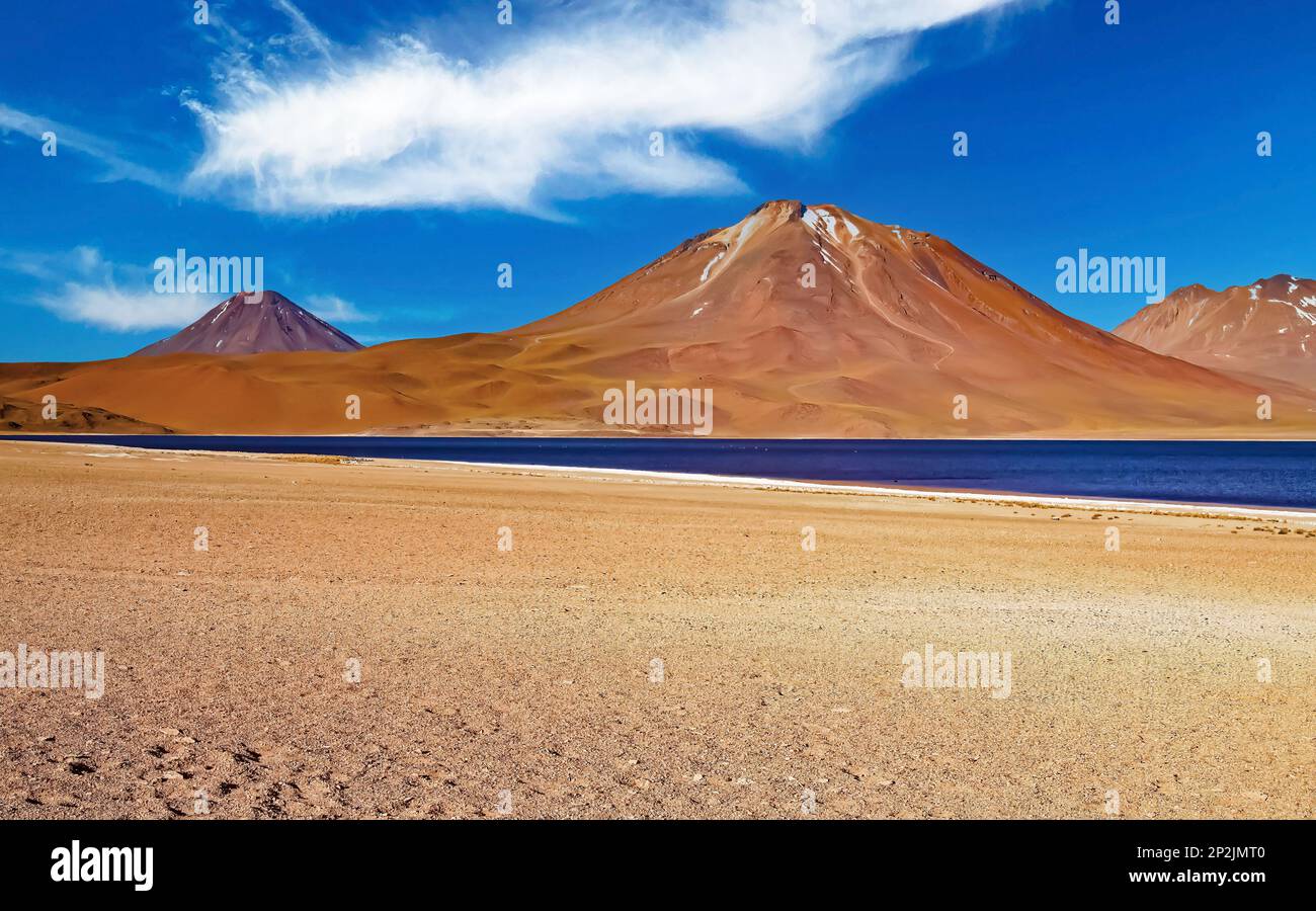 Beautiful lonely barren desert landscape in andes mountains highlands ...