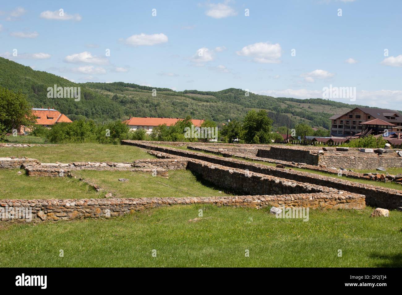 Ancient Roman ruins at Colonia Ulpia Traiana Augusta Dacica ...