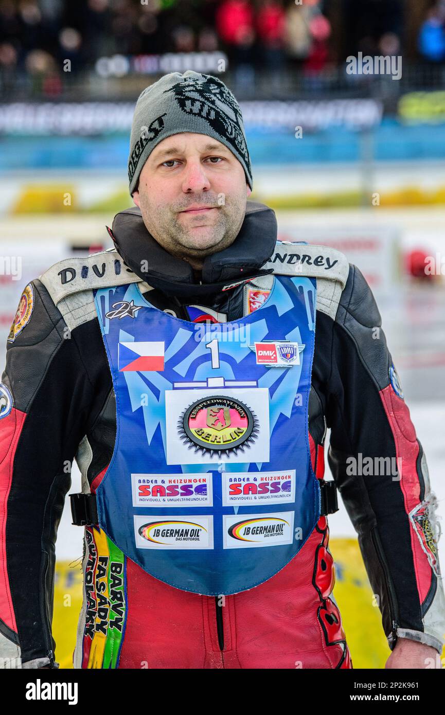 Snow divis hi-res stock photography and images - Alamy