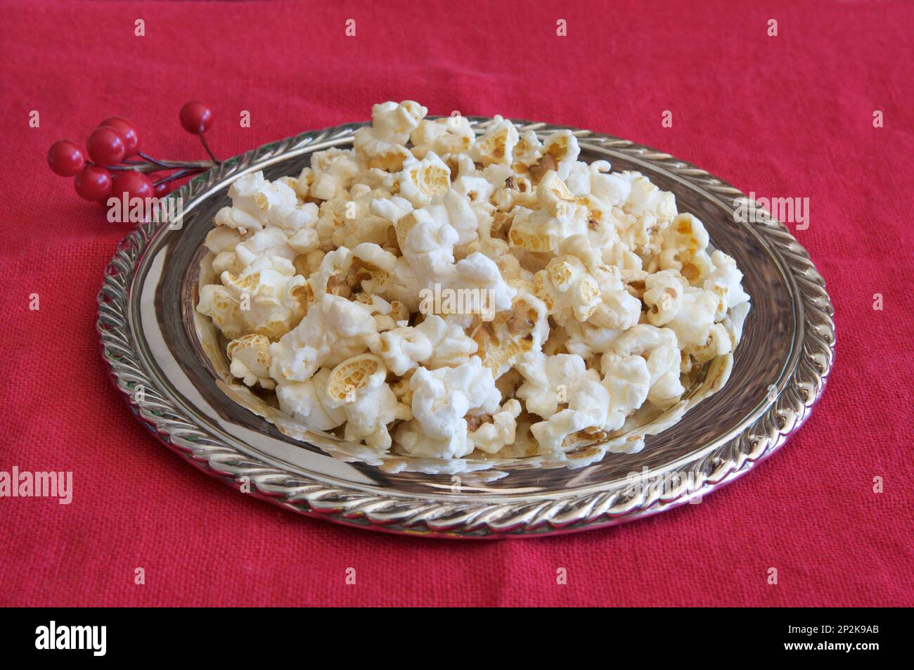 Kettle popcorn hi-res stock photography and images - Alamy