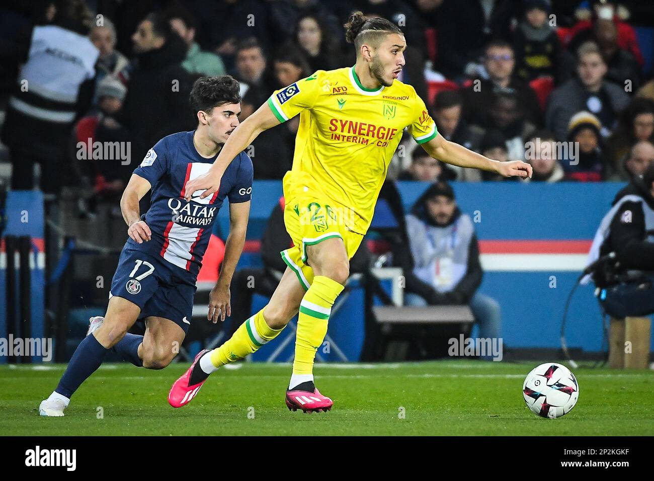 Vitor MACHADO FERREIRA (Vitinha) of PSG and Jaouen HADJAM of Nantes ...
