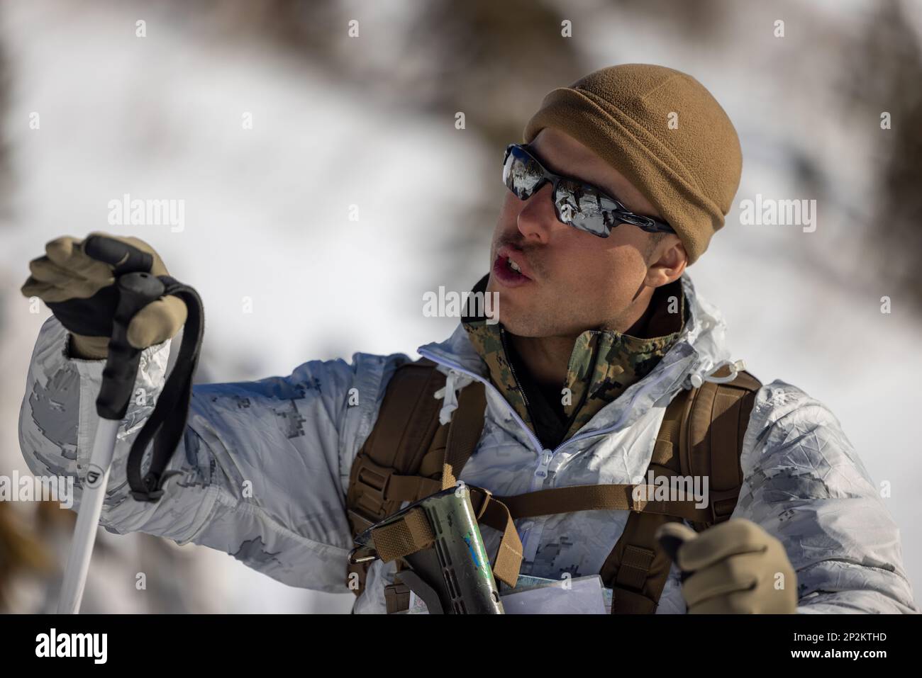U.S. Marine Corps 2nd Lt. Salvador Valdivia, a Kansas City, Missouri ...