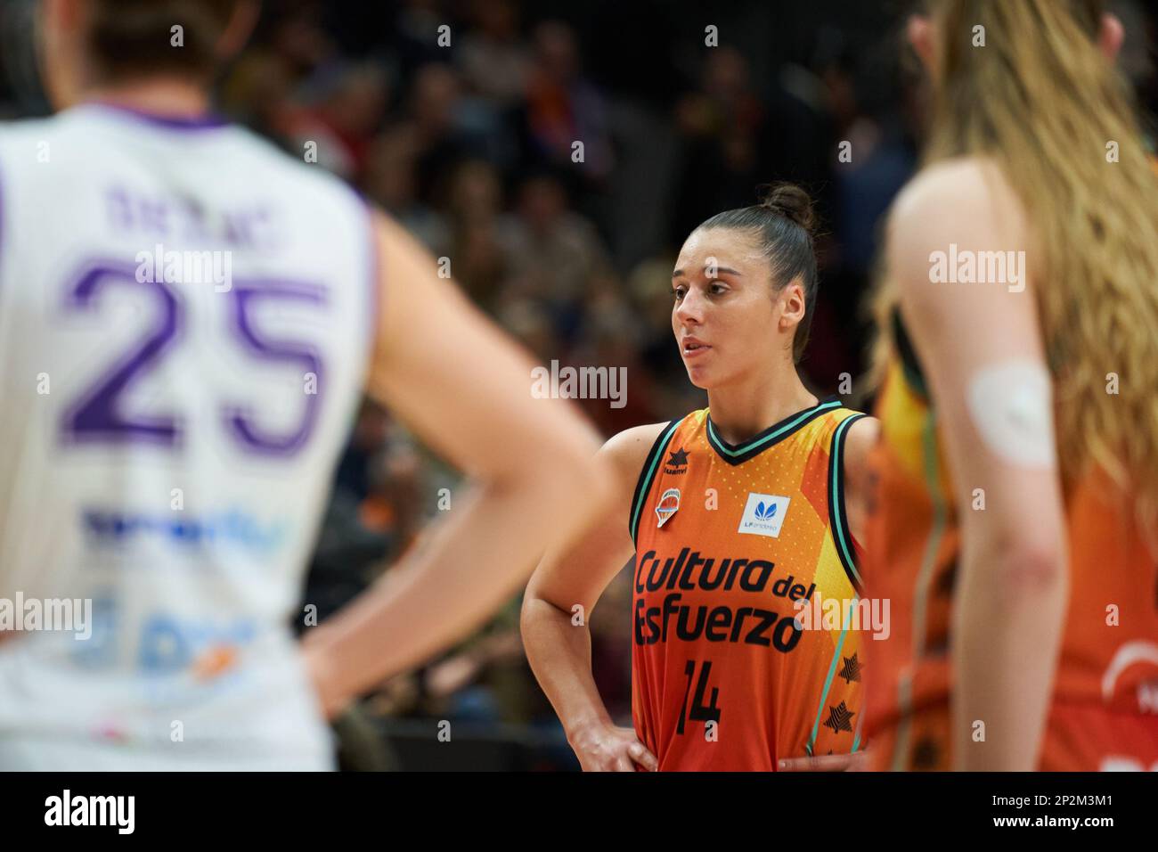 Raquel Carrera of Valencia Basket in action during the J24 Liga ...
