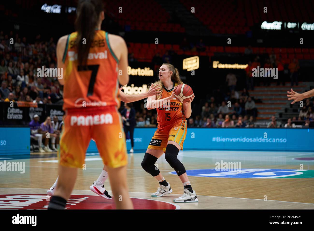 Fuente fem hi-res stock photography and images - Alamy