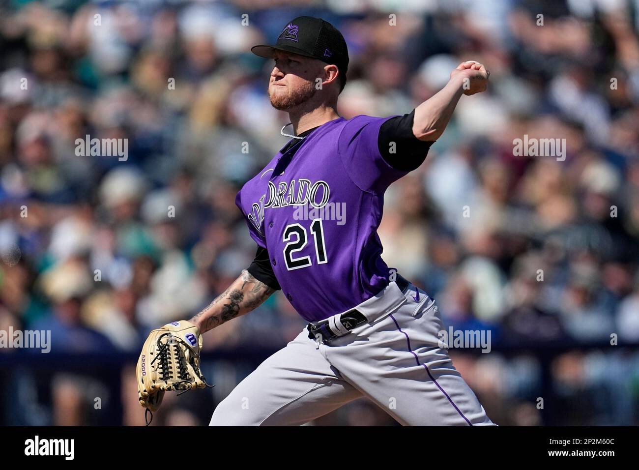 Colorado Rockies starting pitcher Kyle Freeland (21) delivers during ...