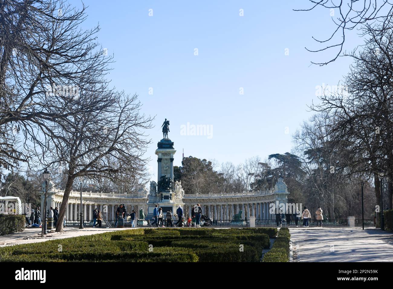 El parque del retiro o parque del buen retiro hi-res stock photography and images - Alamy