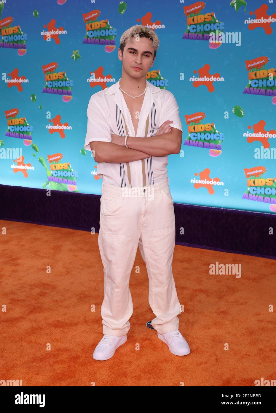 Chance Hurstfield arrives at the Nickelodeon Kids' Choice Awards on ...