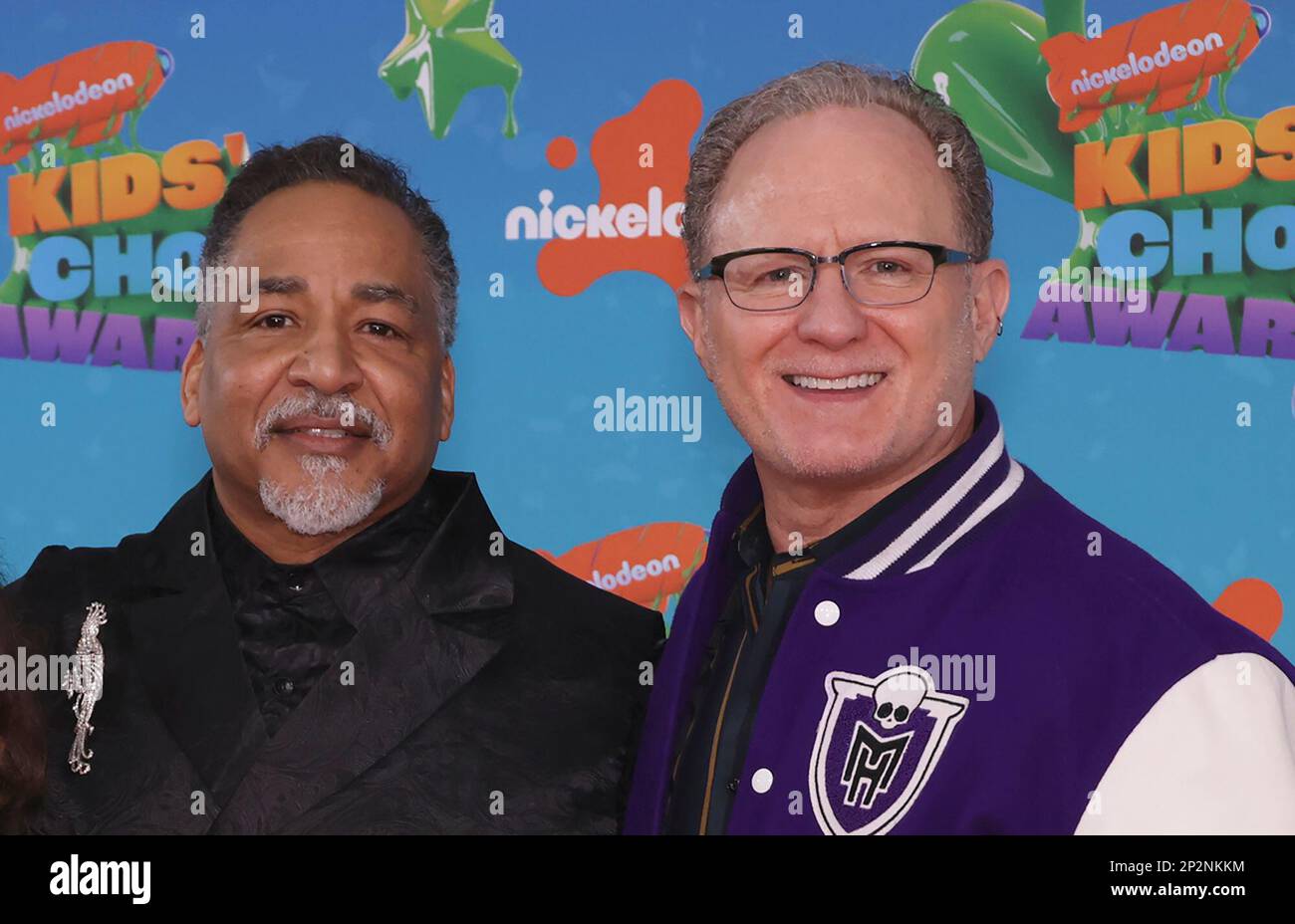 Scotch Ellis Loring, left, and Todd Holland arrive at the Nickelodeon ...