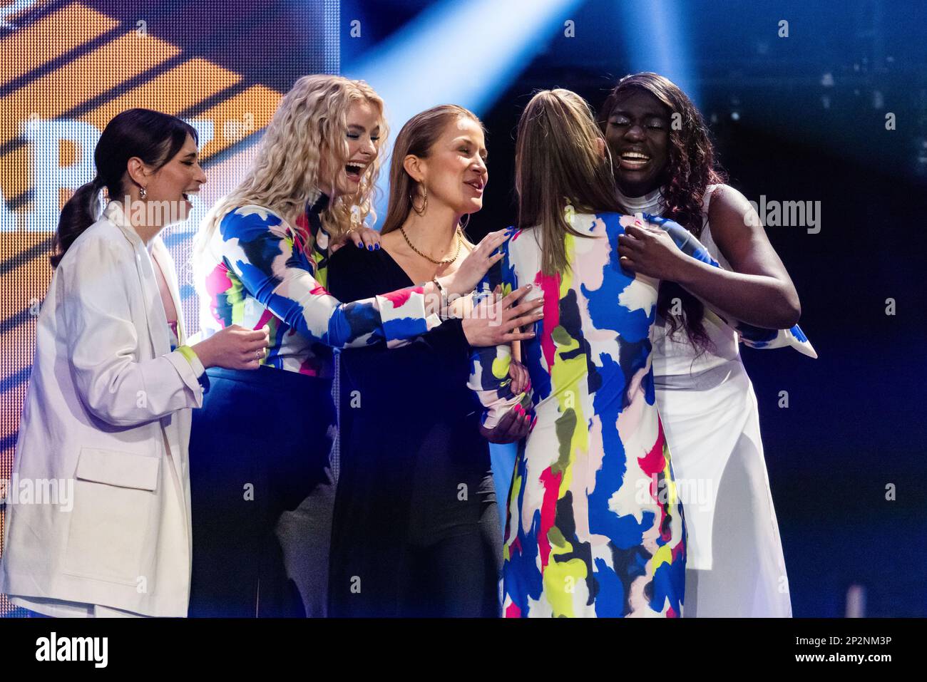 Rust, Germany. 04th Mar, 2023. Audrey Boateng (r), finalist in the Miss ...